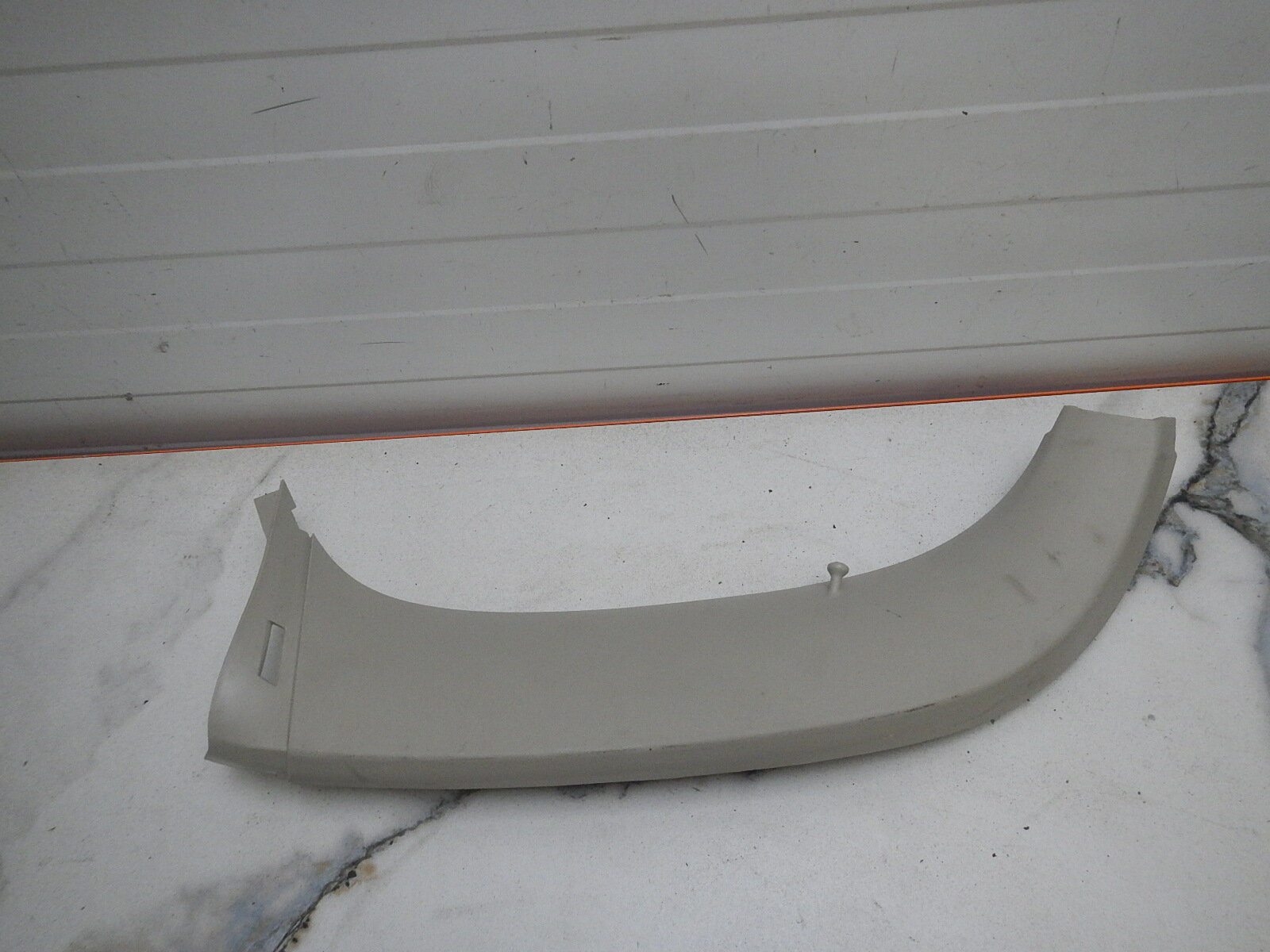 Б/У Обшивка двери багажника, Nissan (Ниссан)-TIIDA (C11) (07-) NISSAN TIIDA (C11) (07-) левая Царапины. 631675 NISSAN арт...