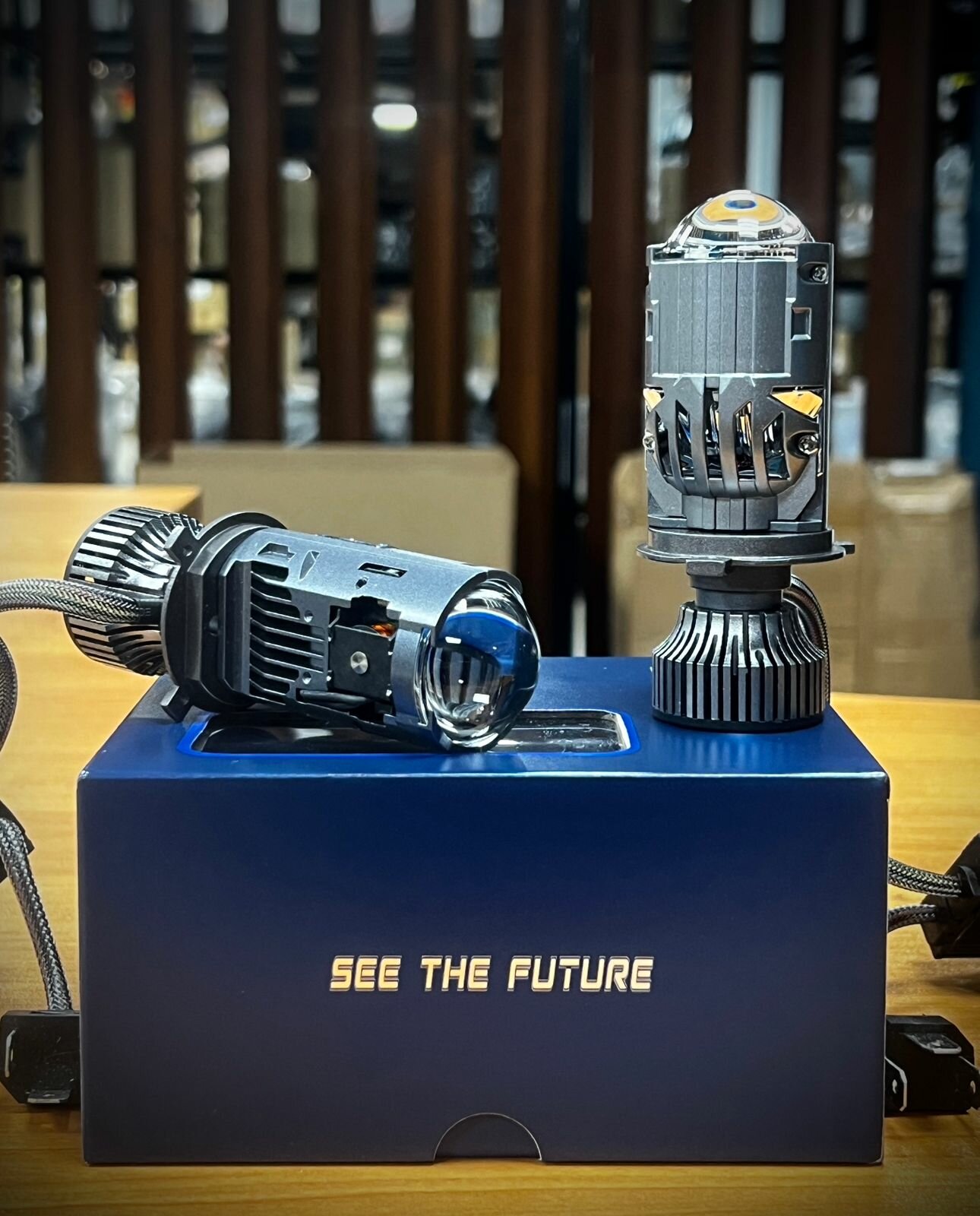 ЛЕД линзы H4 55W для Chevrolet Cobalt - Ближний / Дальний - Яркие Светодиодные Led лампы Н4 55 Вт