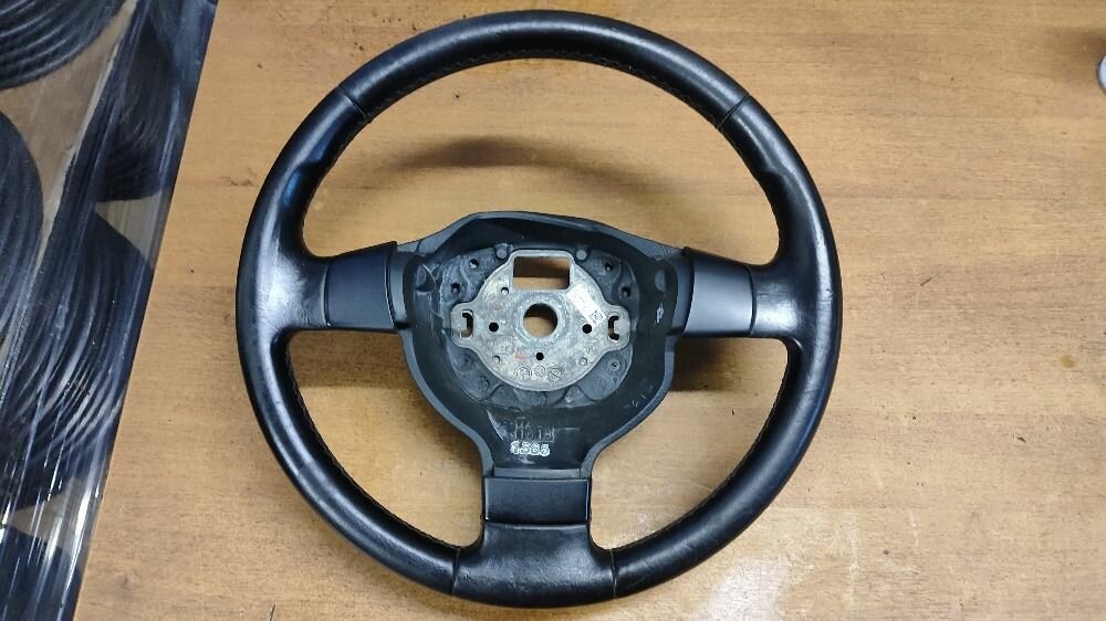 Руль Volkswagen Passat B6 1K0419091BR