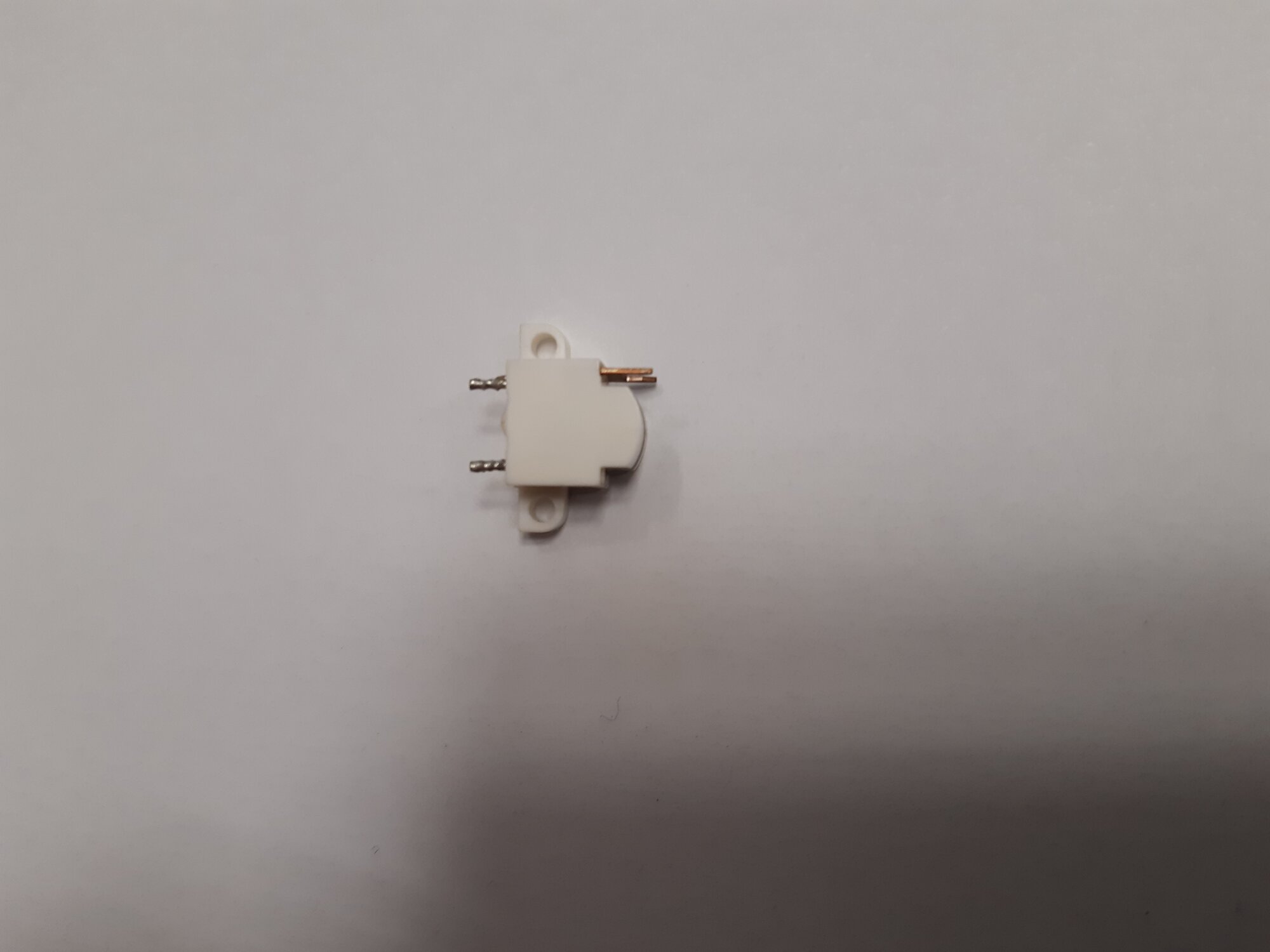 Магнитная стирающая головка для кассетного магнитофона CL-0.5 1996г.