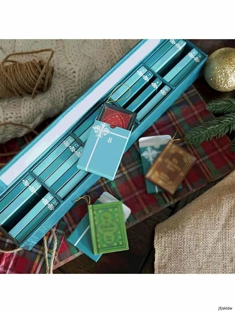 Адвент с украшением мини-книги