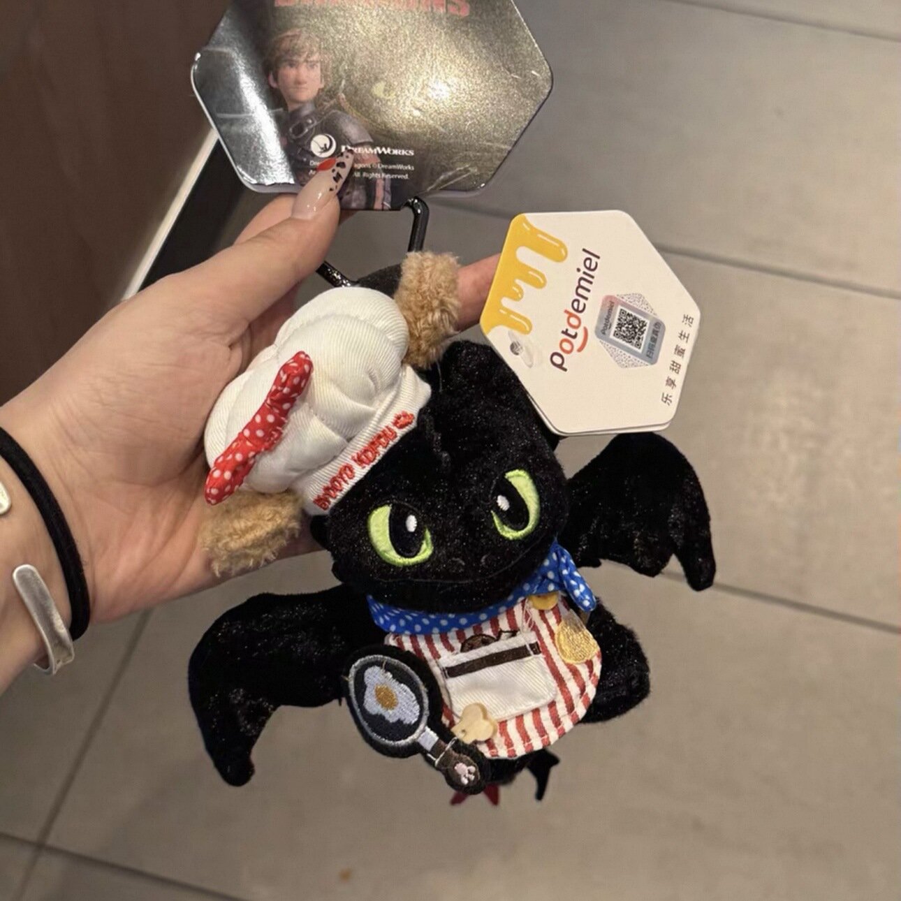 Настоящая игрушка-брелок "Как приручить дракона" милый питомец Беззубик, подвеска для сумки, подарок для девочек