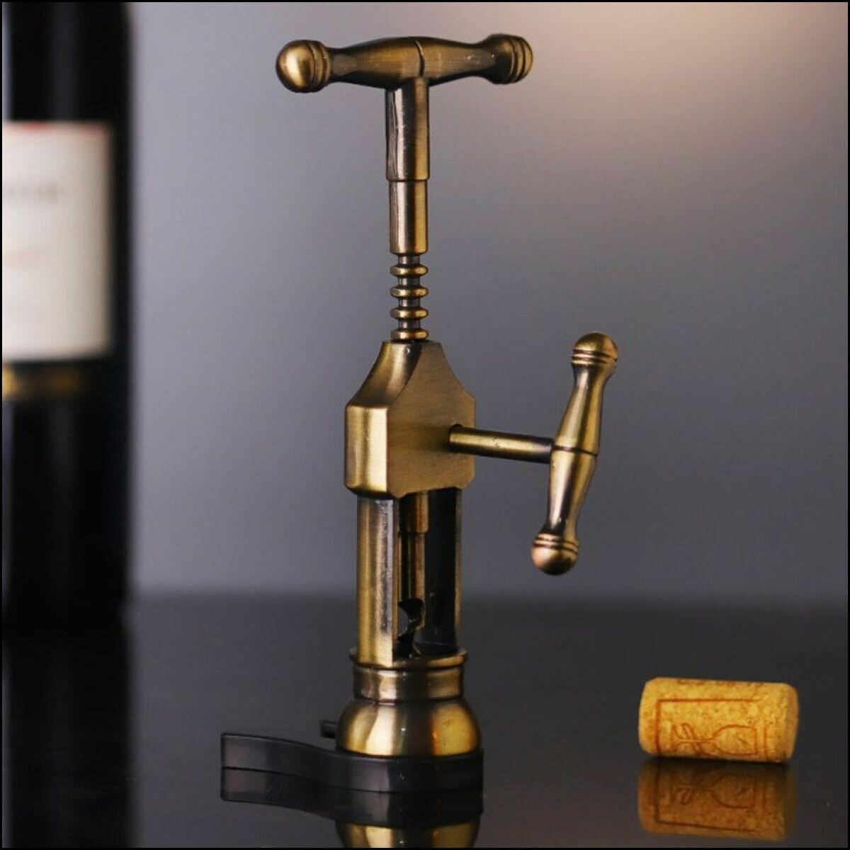 Эксклюзивный штопор для вина из старинной бронзы
