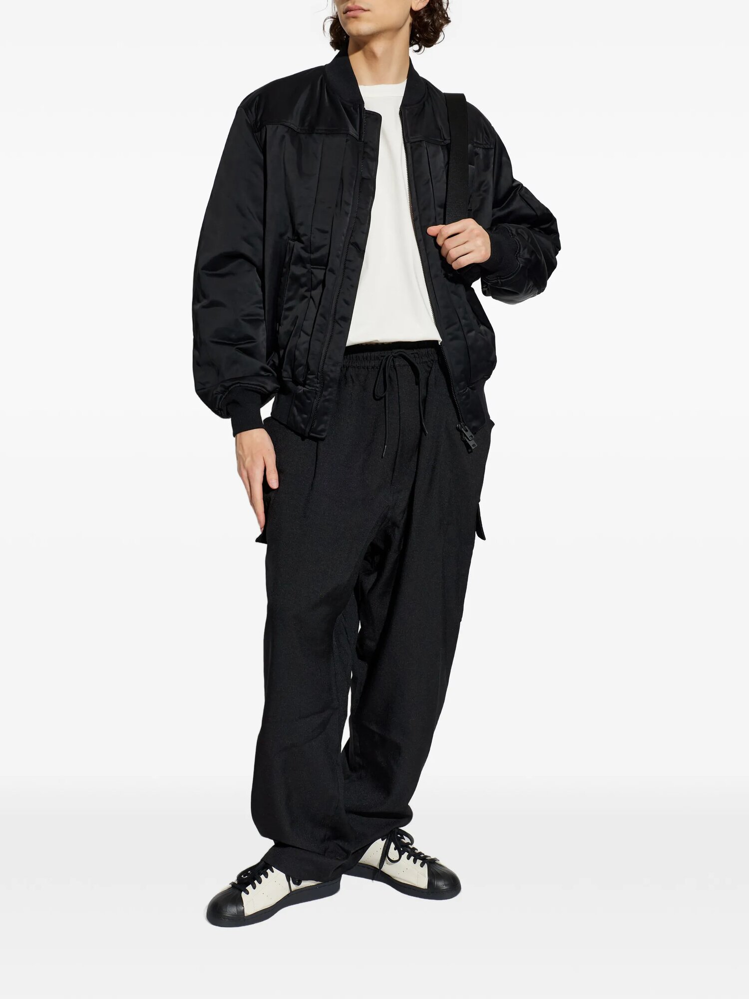 Брюки классические adidas, размер L, черный — фото 1