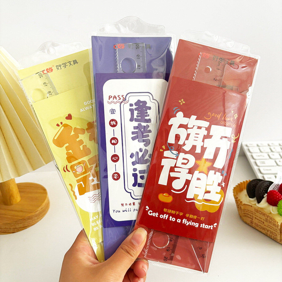 Набор из 4 предметов линейки Haoxue 20 см для учеников начальной школы, детская линейка с мультяшным дизайном, треугольная линейка, набор транспортира, линейка в мягком чехле