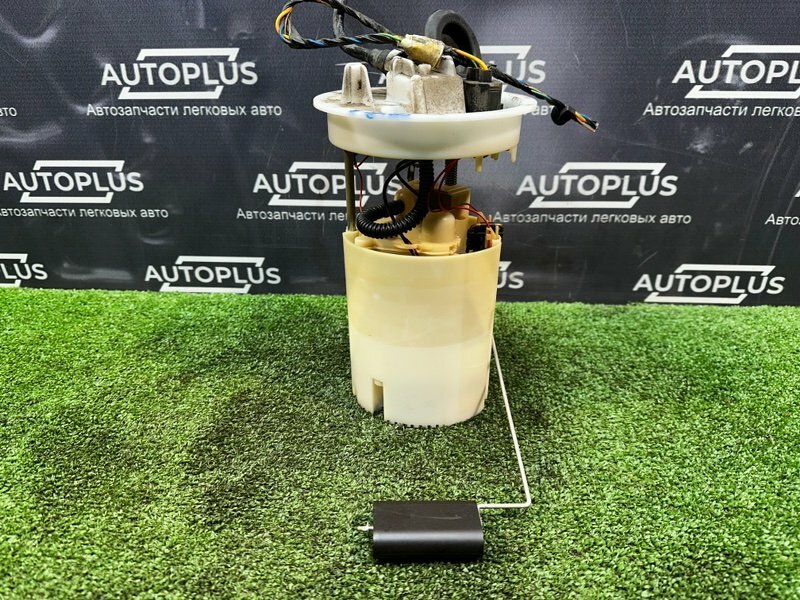 Бензонасос Ford Focus 2011 (1.6 PNDA) Б/У с пробегом