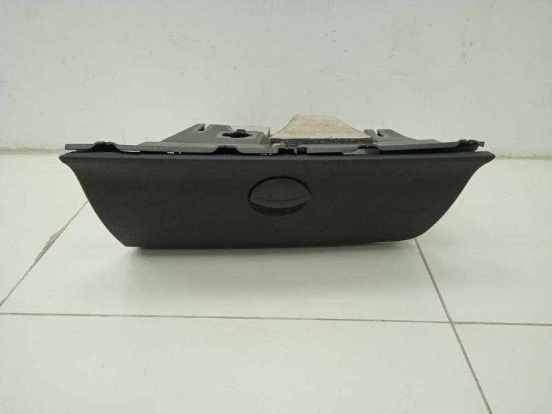 Бардачок Citroen C4 2005-2011