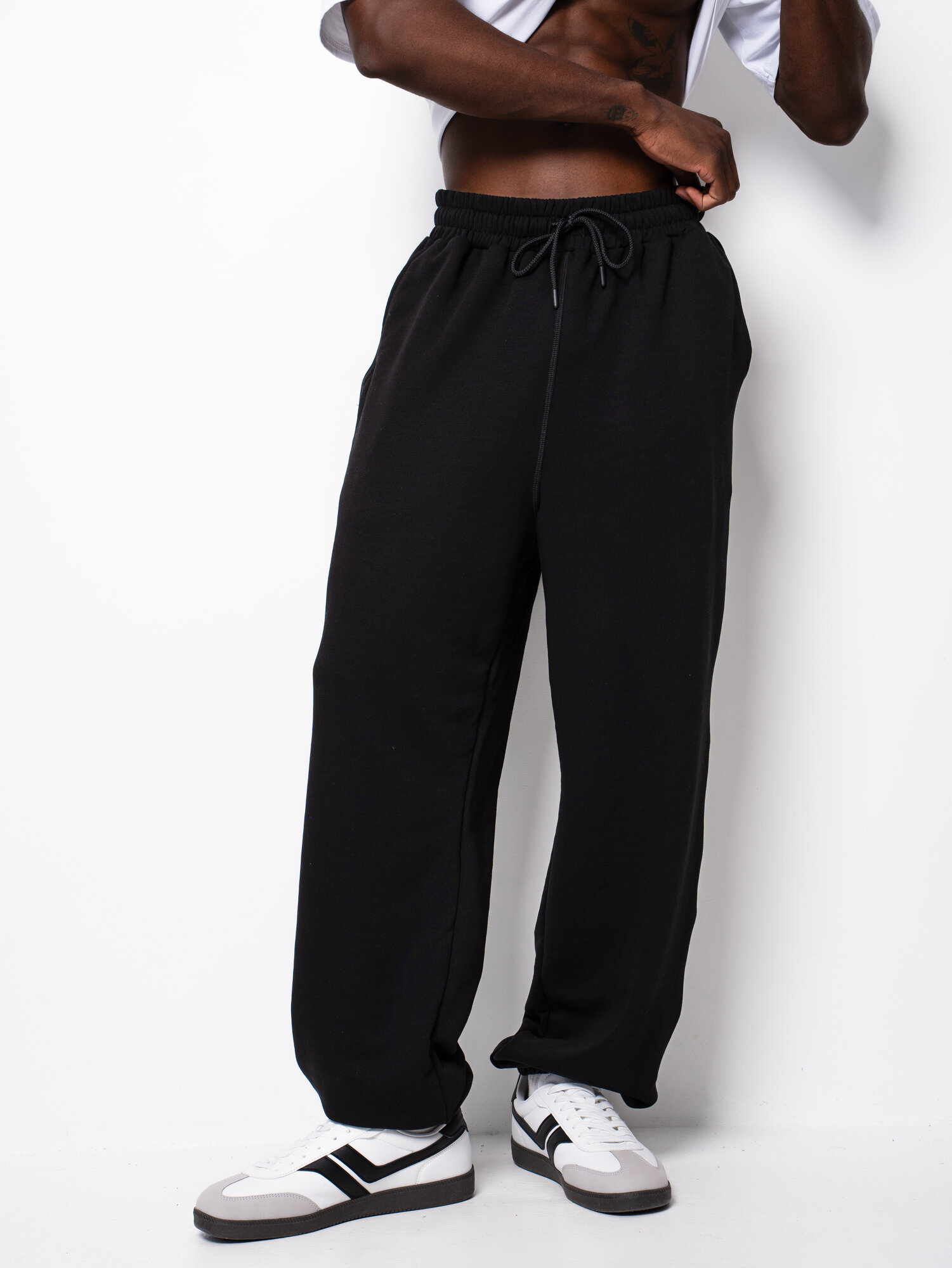 Брюки спортивные