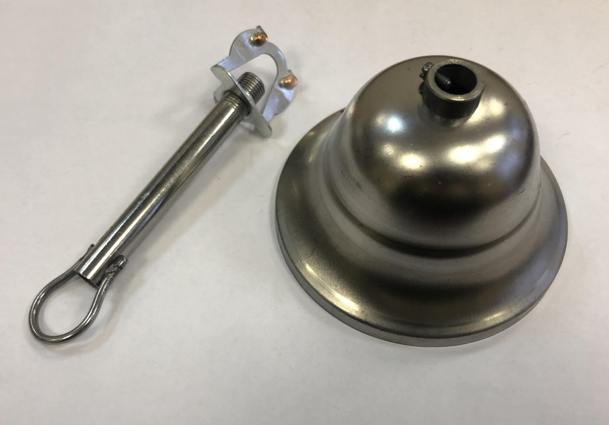 Потолочная чашка (стакан) на крюк. d90 H53. Стальная. Некрашенная. Шток под цепь