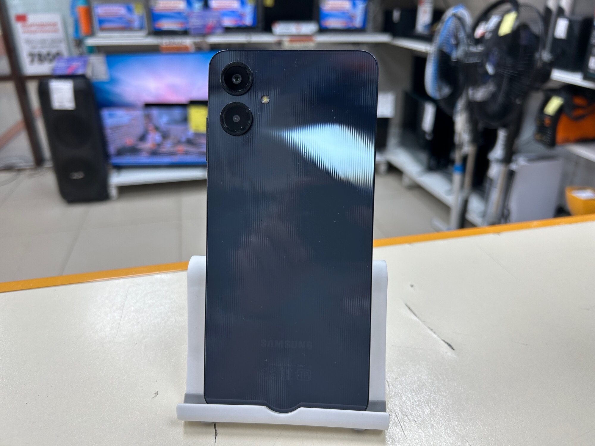 Смартфон Samsung Galaxy A06 Ростест, 6.7", 2 камеры, 4/64Гб, черный