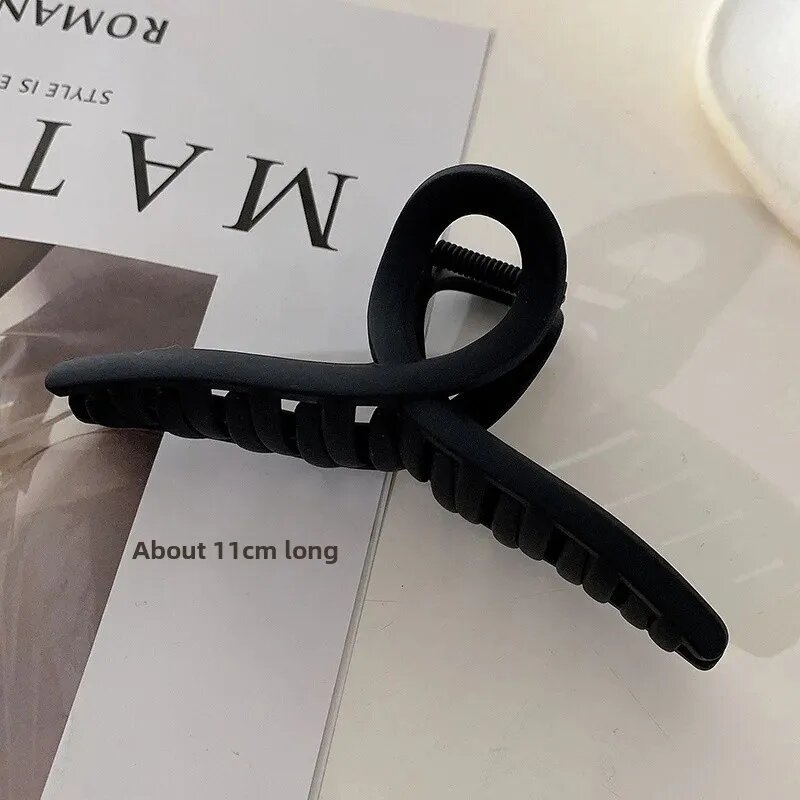 Заколка-фиксатор "Акула", для волос, женская, дискообразная, черная