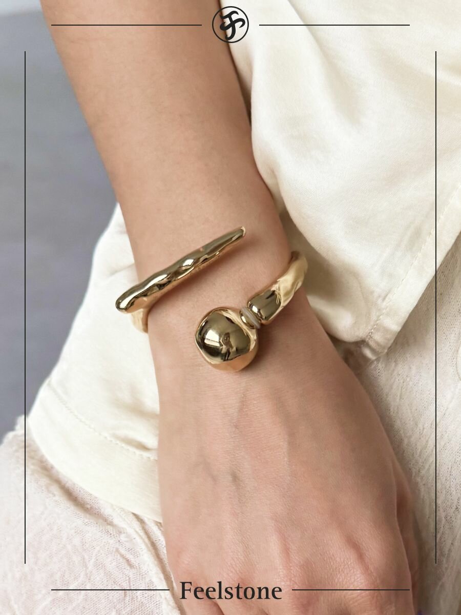 Незамкнутый браслет