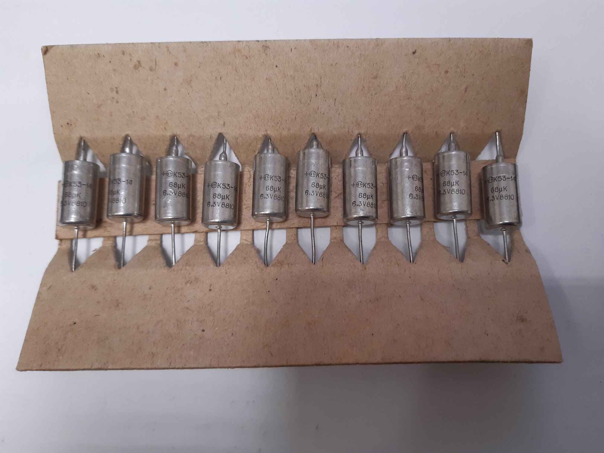 Конденсатор К53-14 6.3V 68mF (комплект 10 штук)