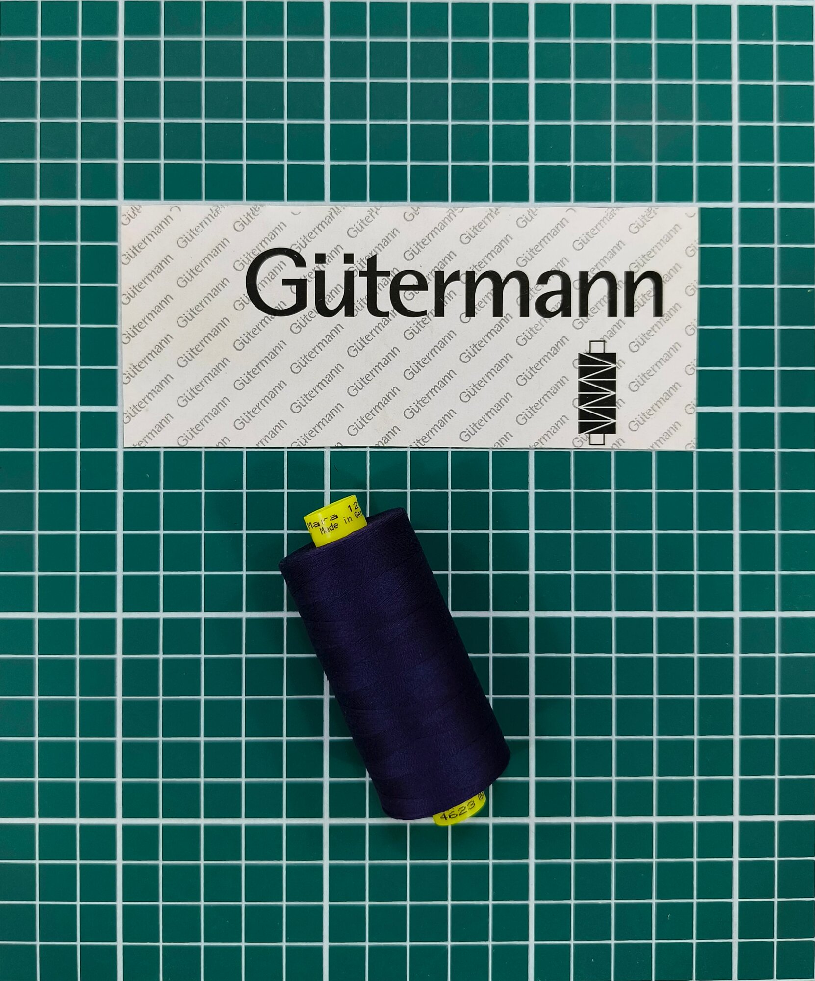 Gutermann Mara 120; col: 4623 (1000 м) Нитки для шитья