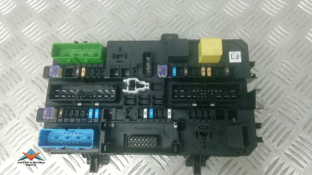 Блок предохранителей Opel Astra H/Family рест. 2008 93188419