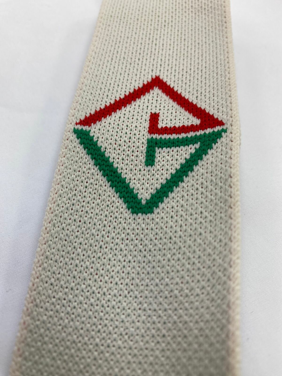 Трикотажная лента , лампас, ширина 4 см, длина 3 м, серо-бежевый с рисунком