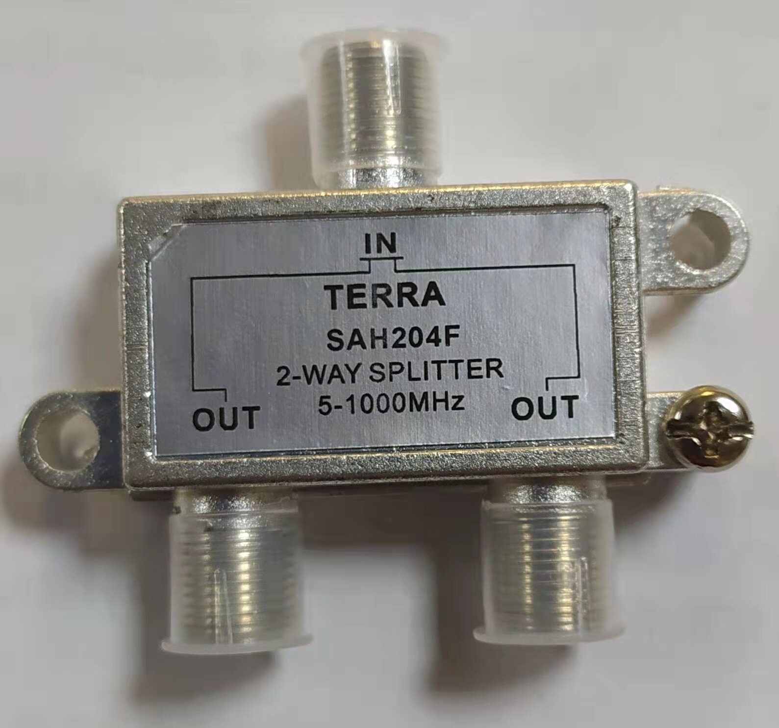 Делитель абонентский телевизионный на 2 ТВ SAH204F TERRA