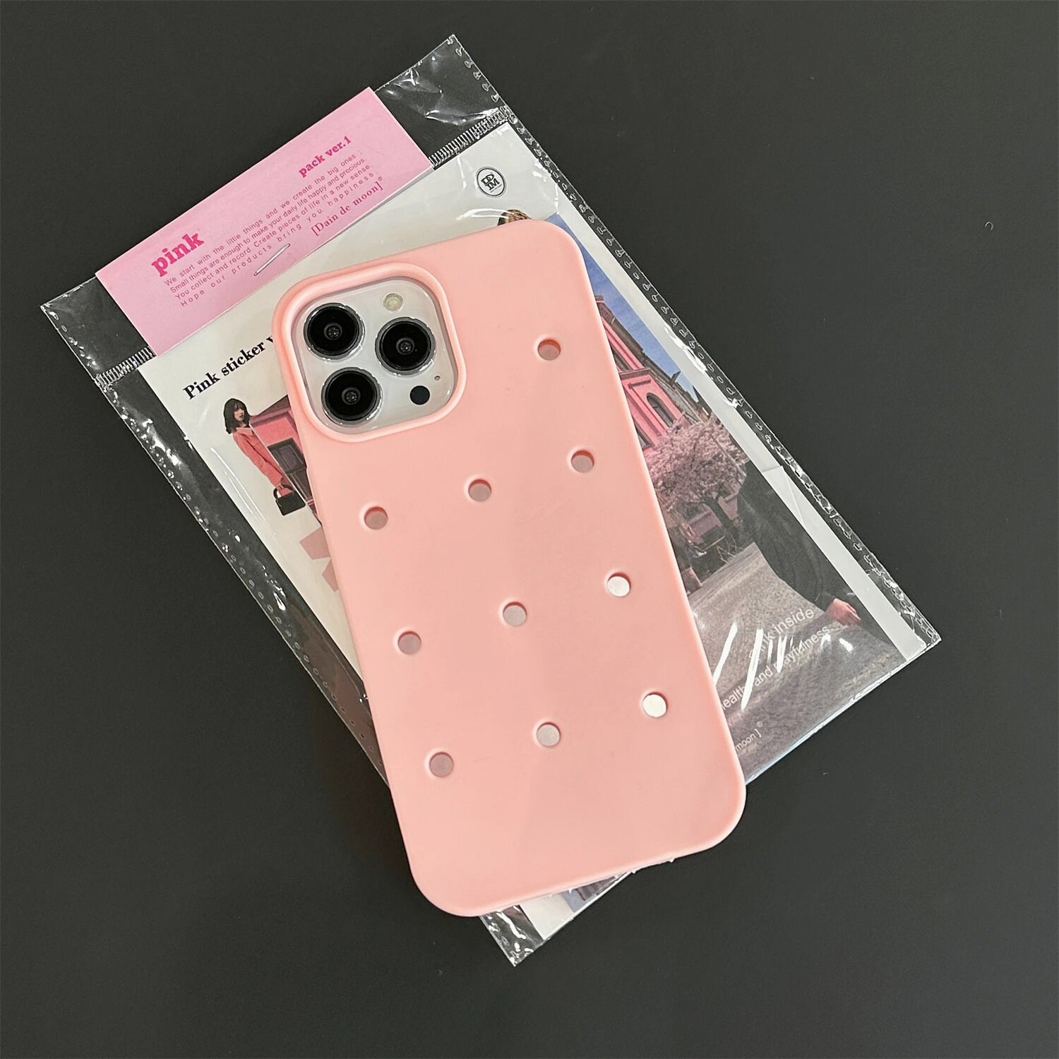 Силиконовый чехол с подвесками Crocs для iPhone 17, 16, 15, 14, 13, iPhone17 Про, Розовый, розовый