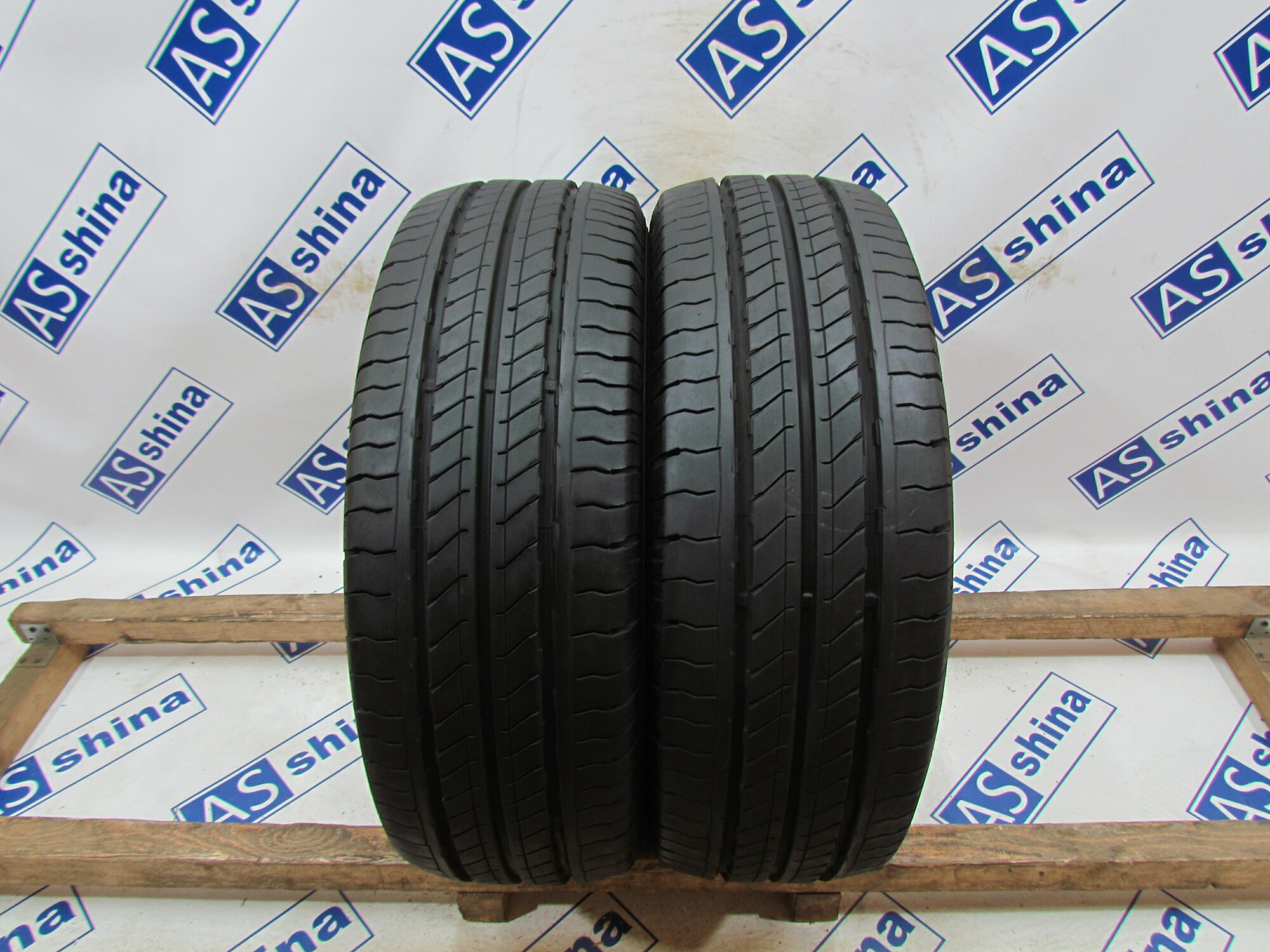 Continental VanContact A/S Ultra 215 65 R15 C летние БУ шины износ до 5% , артикул 0028032