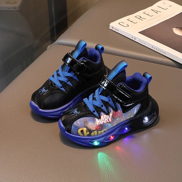 Кроссовки со светодиодами в виде Человека-паука, детские теннисные туфли, светящиеся кроссовки, повседневные кроссовки для мальчиков, баскетбольные туфли-пауки, размеры 21-30