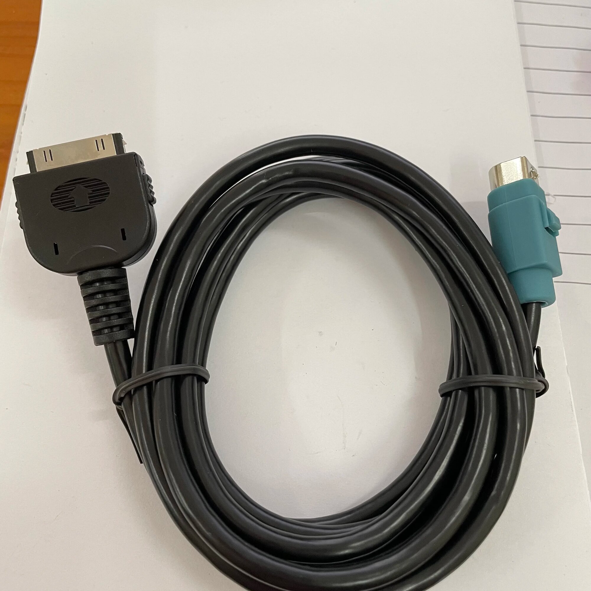 Кабель Alpine Speed Адаптер AUX Аудиокабель KCE-422i Для iPho. CDA-9852