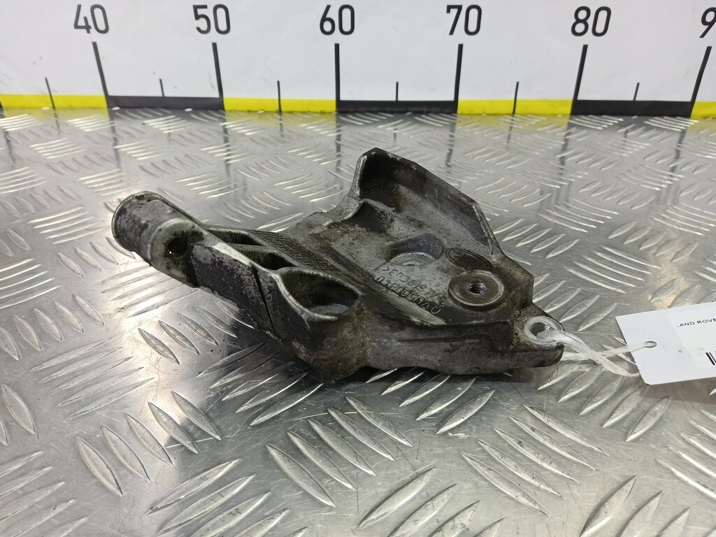 Кронштейн ГУР Б/У для LAND ROVER DISCOVERY III (2004—2009) QVU500340