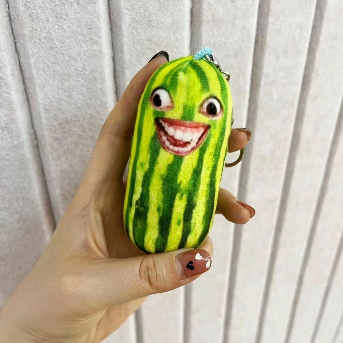 Длинные Арбузные полосы кулон с голосовыми эффектами взрывы мужской креативный брелок кулон игрушка подушка Новинка