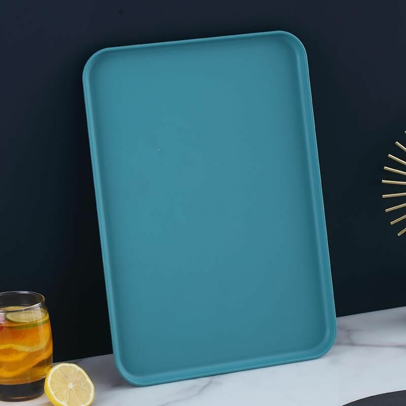 Квадратный поднос из пшеничной соломы