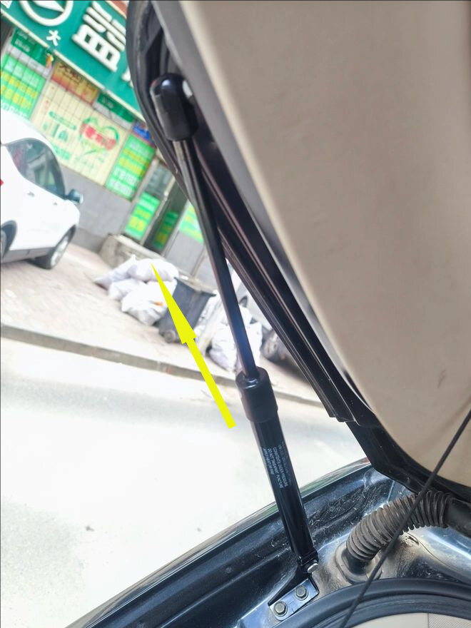 Газовые упоры задней двери багажника для Nissan Tiida/Versa C11 2006-2012 "Амортизаторы" 415mm Ниссан Тиида Ниссан Верса 2 шт Автозапчасти