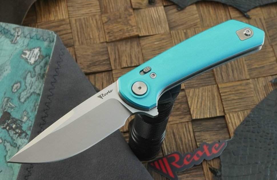 Складной нож Reate Knives PL-XF, сталь Nitro-V, S/SW, рукоять голубой алюминий
