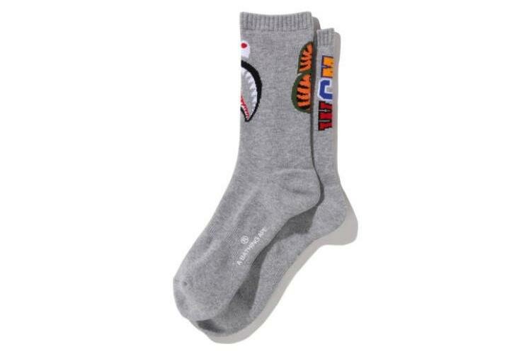 Гольфины A BATHING APE Shark Series