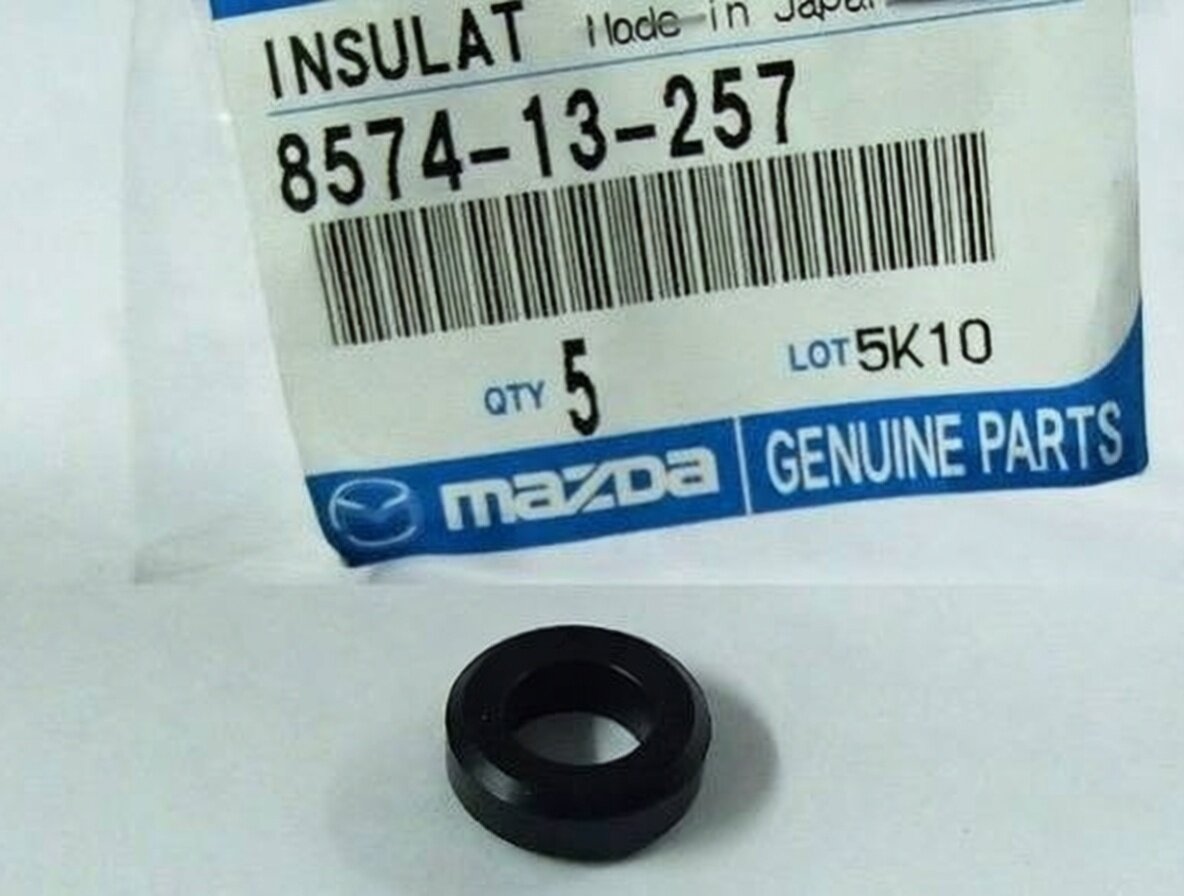 Уплотнитель форсунки 857413257 MAZDA арт. 857413257