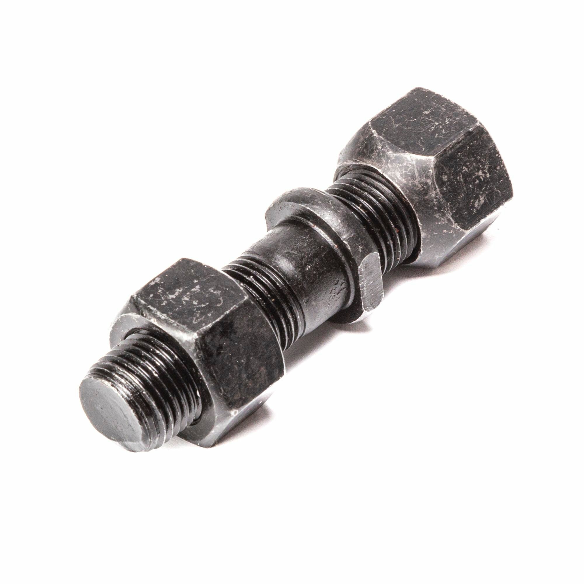 Шпилька (М16х1.5) 887А-3103016-30 (М16*1,5) правая ступицы 2ПТС-4 в сборе с гайками (Китай)