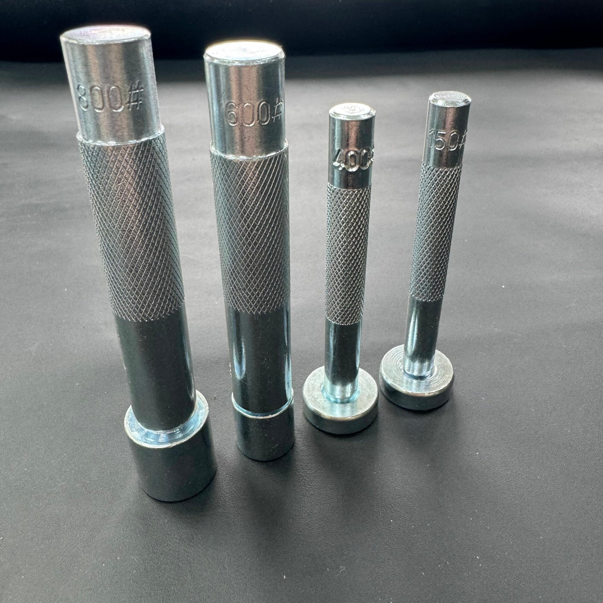 Набор для установки люверсов, четыре размера 4; 6; 8; 10 мм