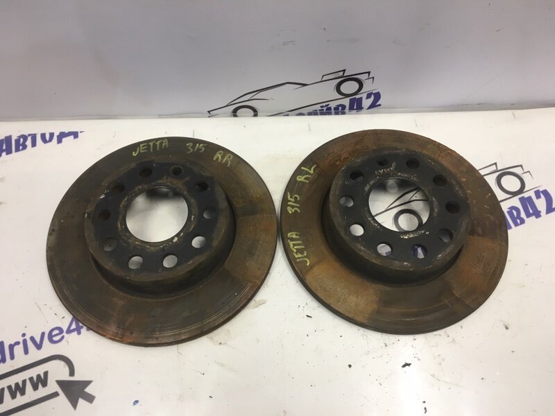 Б/У диски тормозные Volkswagen Jetta 2007 1K2 BSE Задн. цена за пару 16231 VAG арт. 1K0615601AC