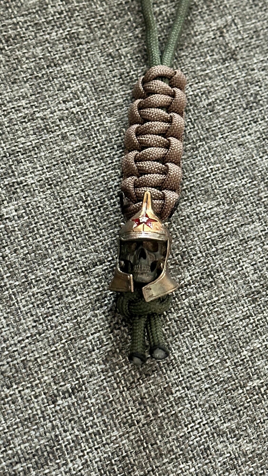 Темляк из паракорда с бусиной "Красная армия", вер.2