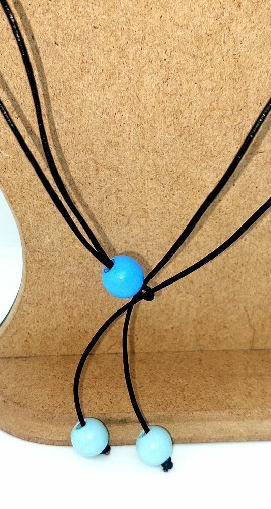 Колье, дерево