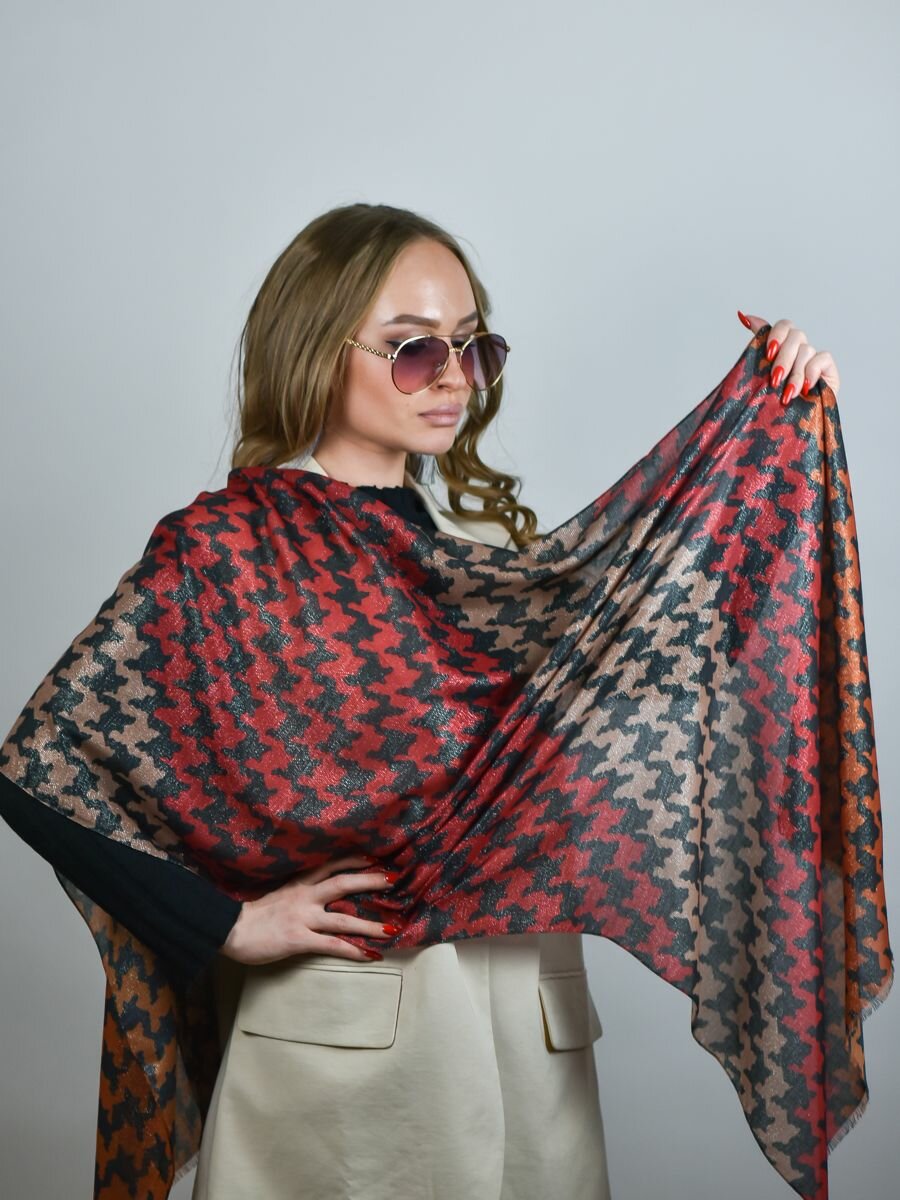 Палантин для женщин