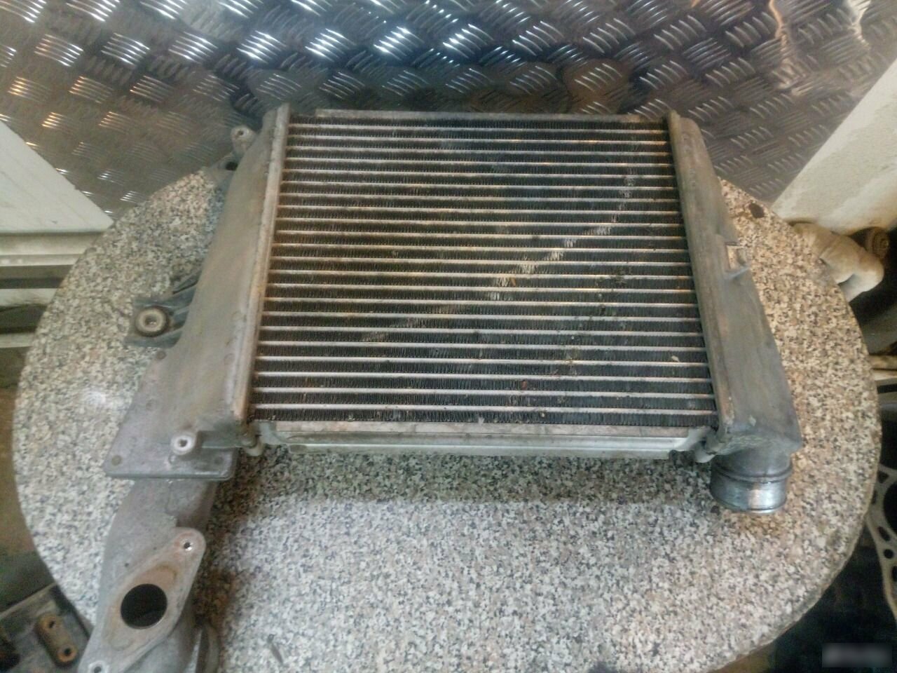 Интеркулер Mazda CX-7 Мазда Сх-7 L33X13565A