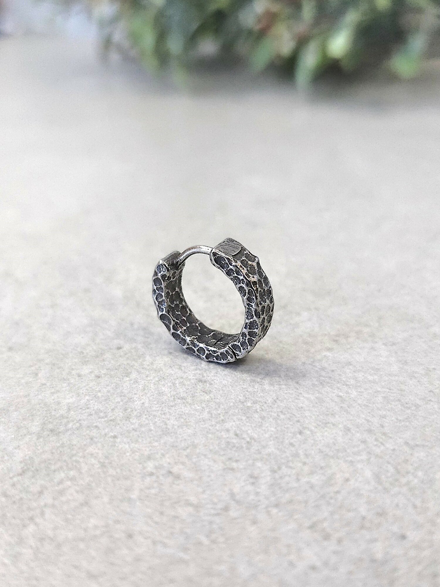 Моносерьга