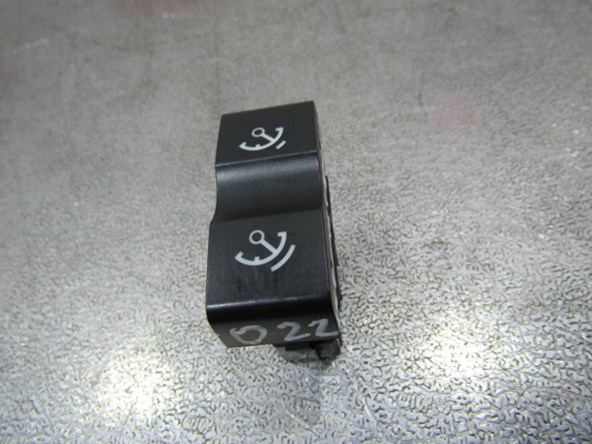 Кнопка многофункциональная Mercedes Actros