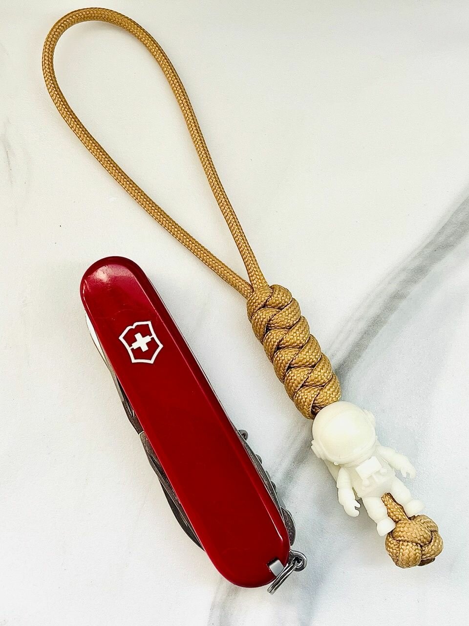 Темляк для ножа Космонавт