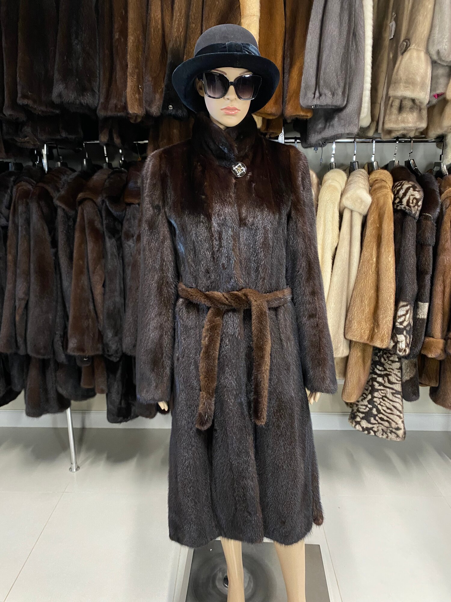 Шуба. Премиум. Норка с капюшоном 44-46 р.