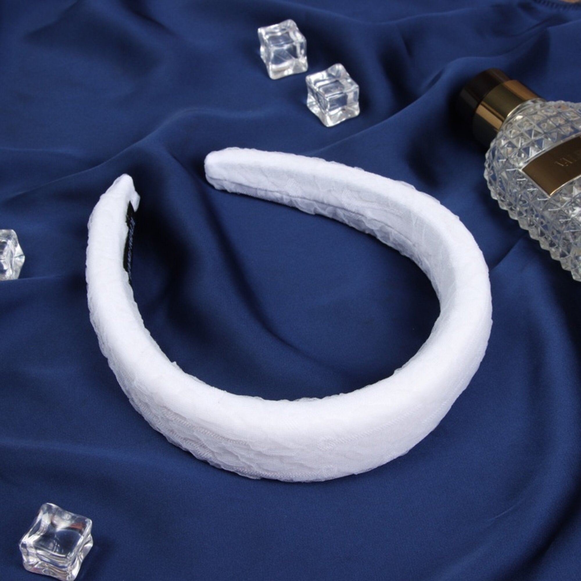 Ободок для волос Queen Fair «Жаннет», нежность стиль, текстиль, пластик, белый, 3 см