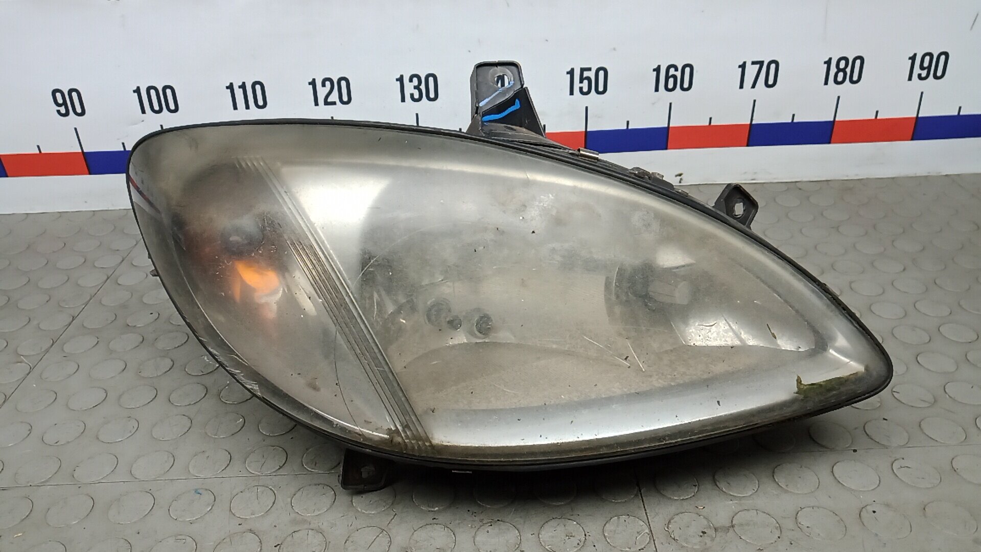 Фара правая MERCEDES BENZ VITO W639