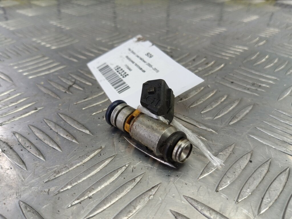 Форсунка топливная Б/У для Fiat Doblo I рестайлинг (2005—2015) 71724545