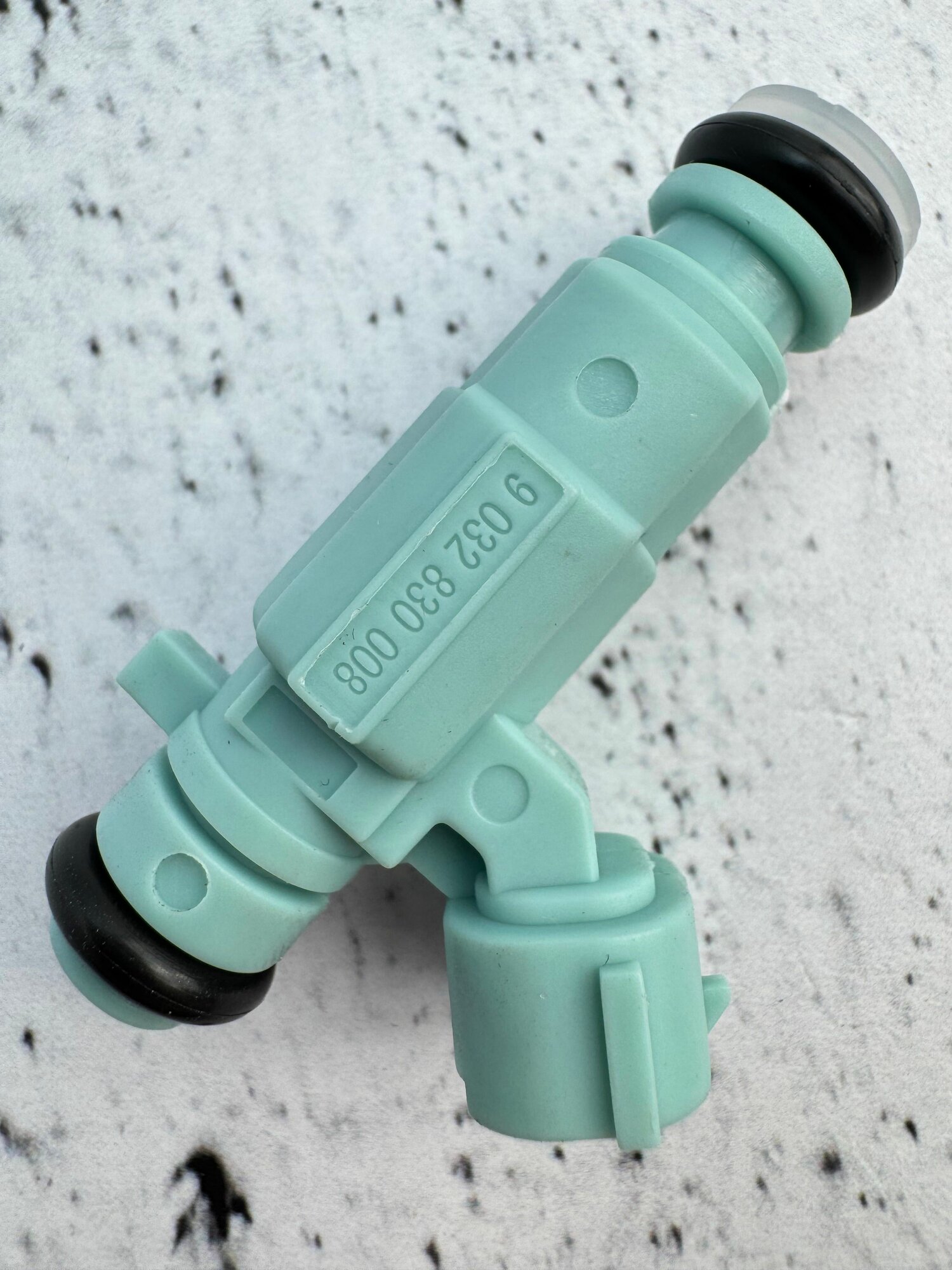 Форсунка топливная 35310-26600 1 штука.