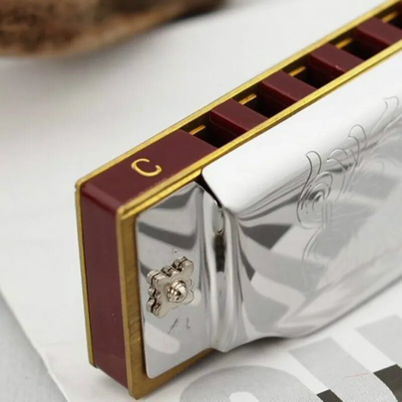 Серебряная губная гармошка Suzuki Folk Master 10 отверстий