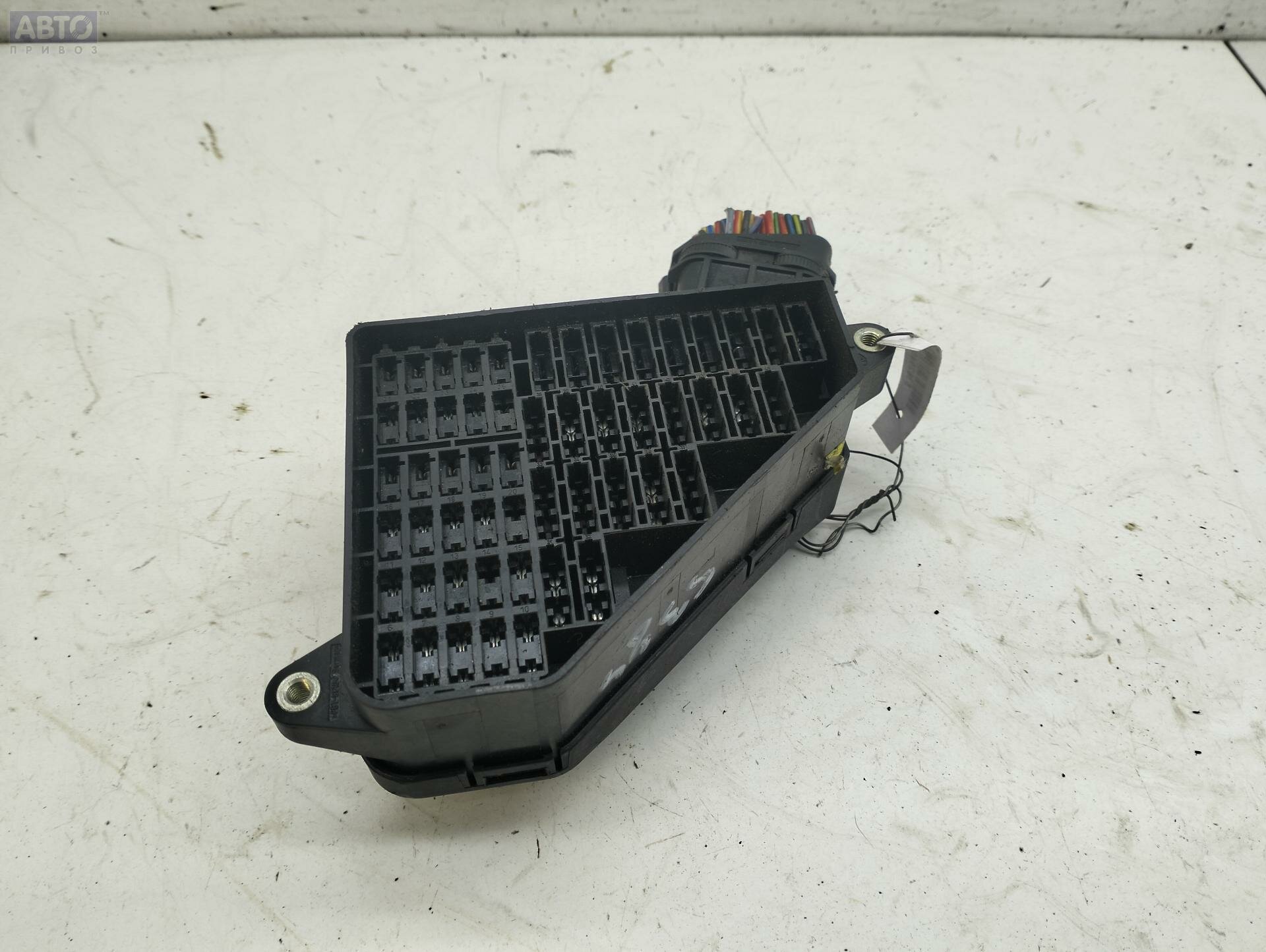 Блок предохранителей Volkswagen Polo (2005-2009)