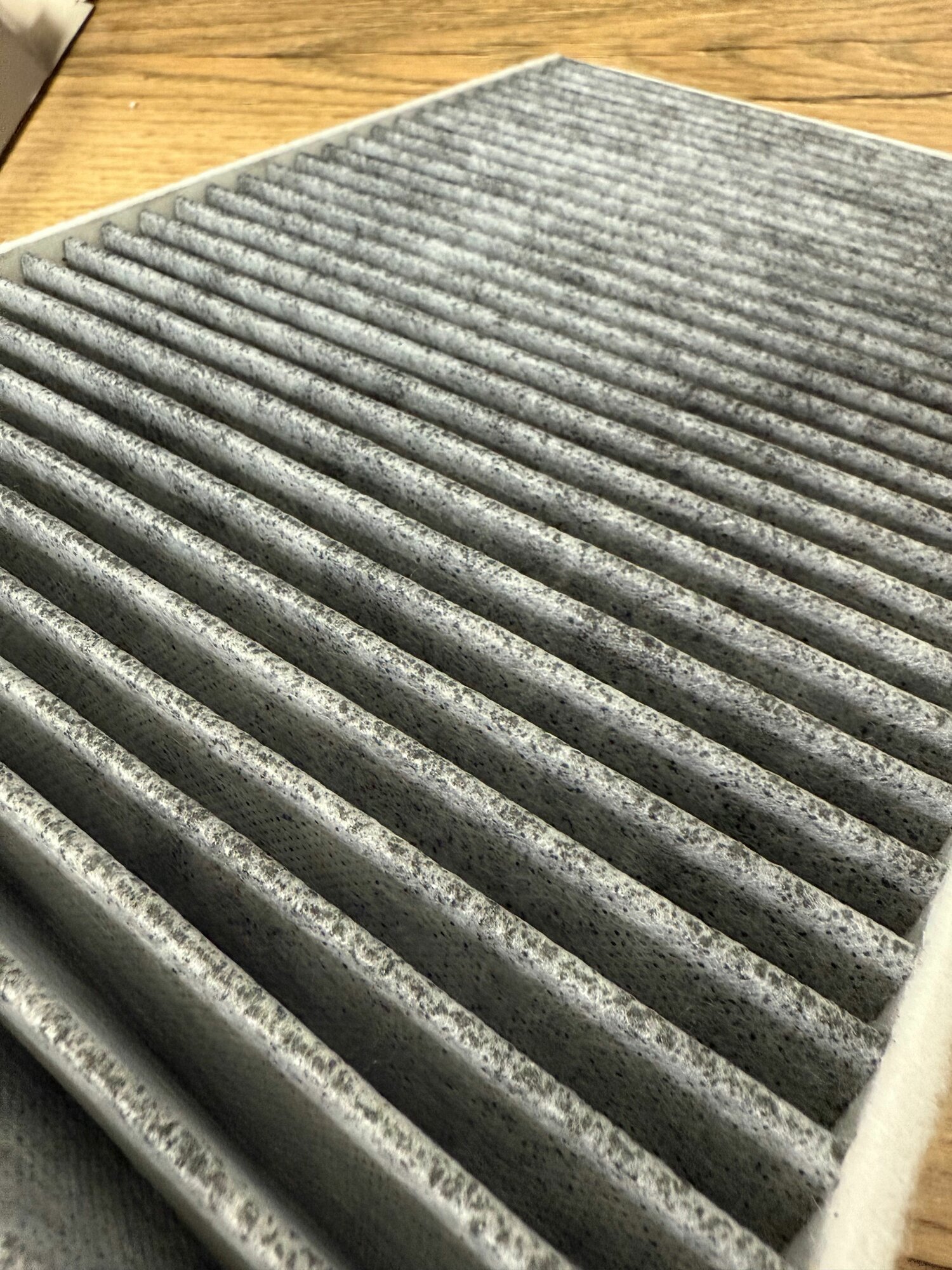 Фильтр салона угольный BMW G60/G70 64115A547D8